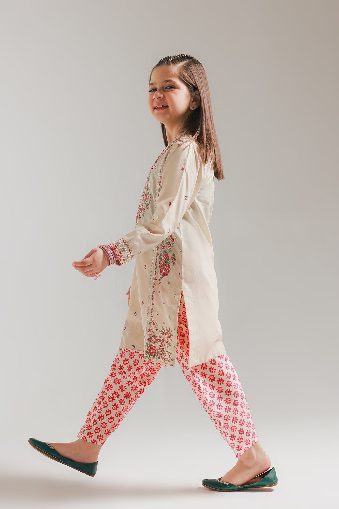 ETHNC KIDS - SUMMER COLLECTION 2025