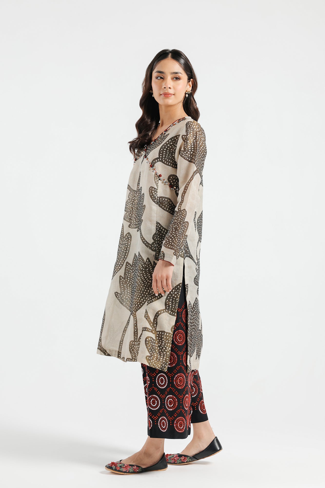 ETHNIC WOMEN - SUMMER COLLECTION 2024 – ETHNC