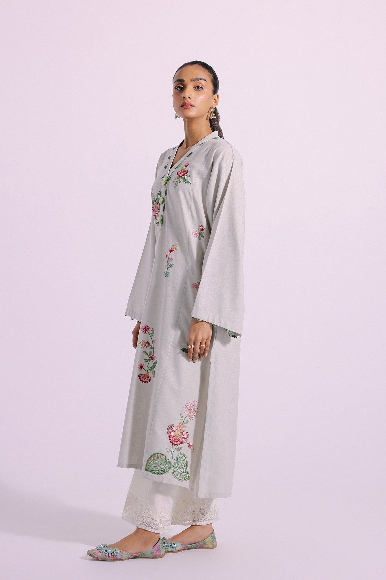 ETHNIC WOMEN - SUMMER COLLECTION 2024 – ETHNC